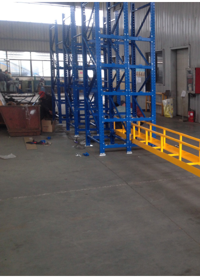 Roll Out Cassette Rack Honeycomb Rack Long Products Racking Cantilever ...