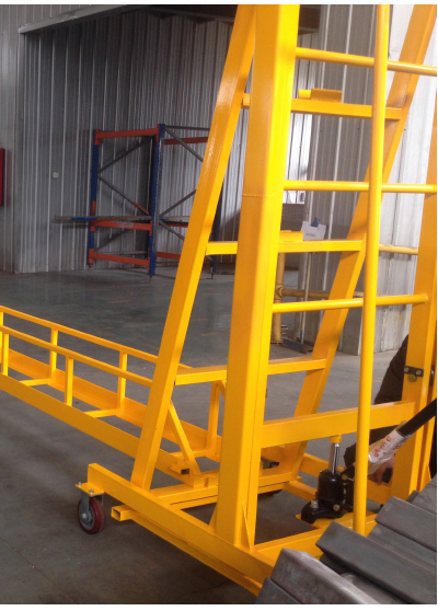 Roll Out Cassette Rack Honeycomb Rack Long Products Racking Cantilever ...