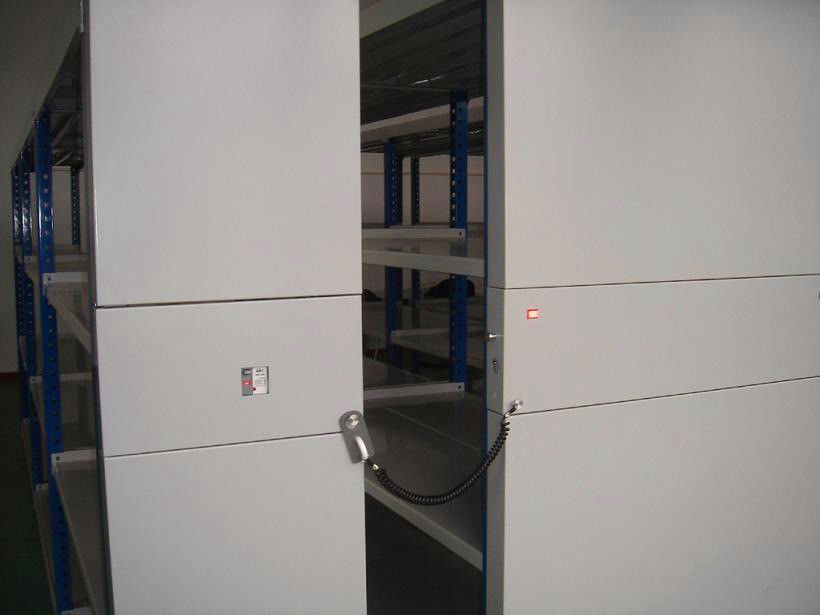 ODM Q235 Steel Electric Mobile Racking With 1000kg Pallet For Warehouse ...